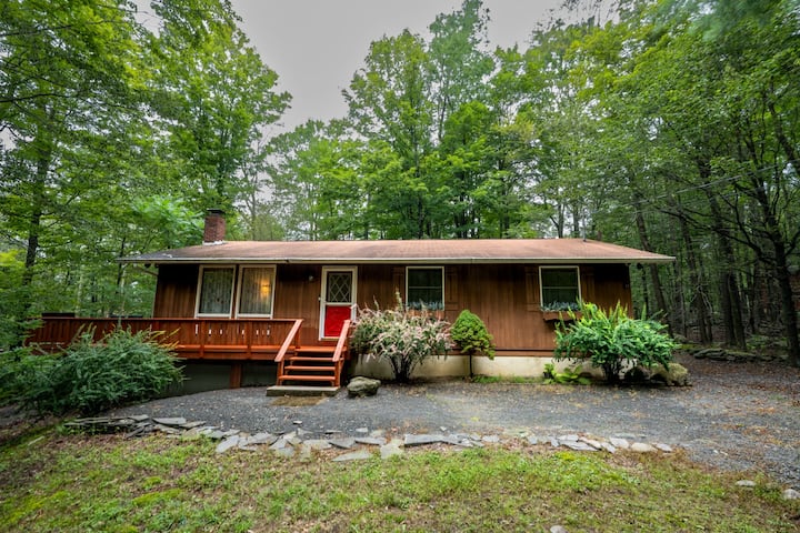 Big Bass Lake House - Moscow, PA