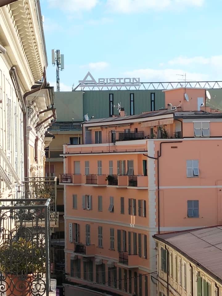 Sul Corso Sanremo - Sanremo