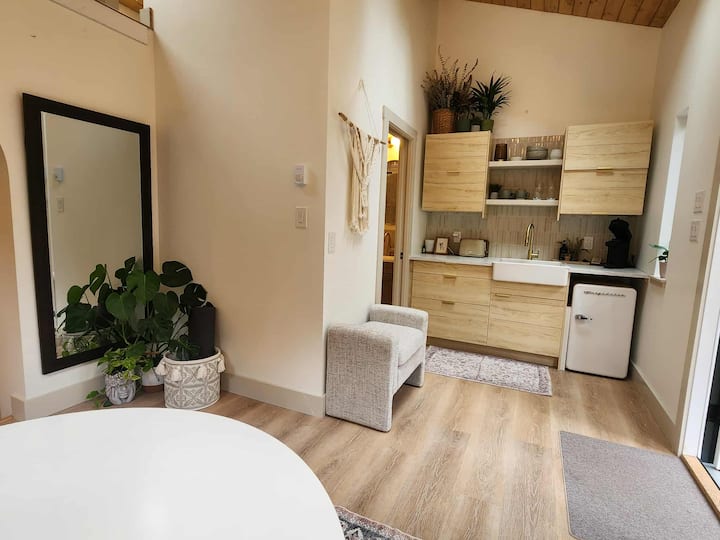 Sproat & Cedar Cottage - Port Alberni