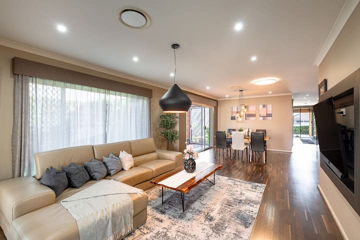 Ex-display Comfort North Lakes Short Stay Haven - Moreton Island