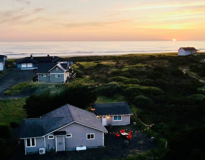 Beach Cottage - Steps To Ocean - Westport