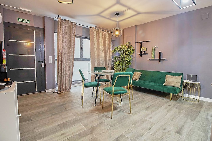 Malvarrosa Square - Valencia