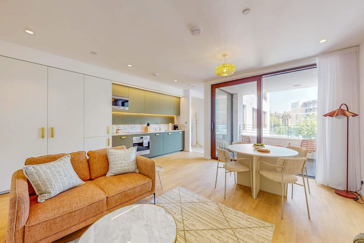 Modern 1br Flat With Balcony Near Tube - Bloomsbury