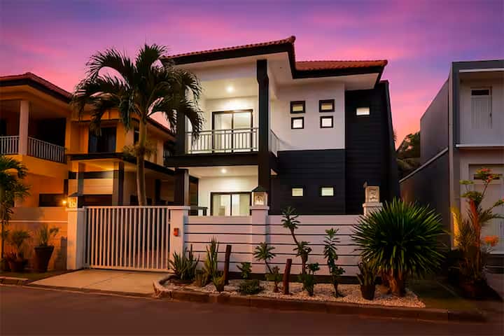 Green Villa - 4br Luxury Villa - Nusa Dua Beach - Australia