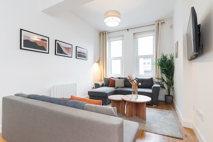 Temple Bar Riverfront  – Ultimate Location - Dublin