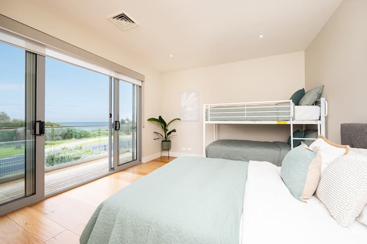 Bayview Bliss -Opposite Rye Beach -Walk To Town - Rye