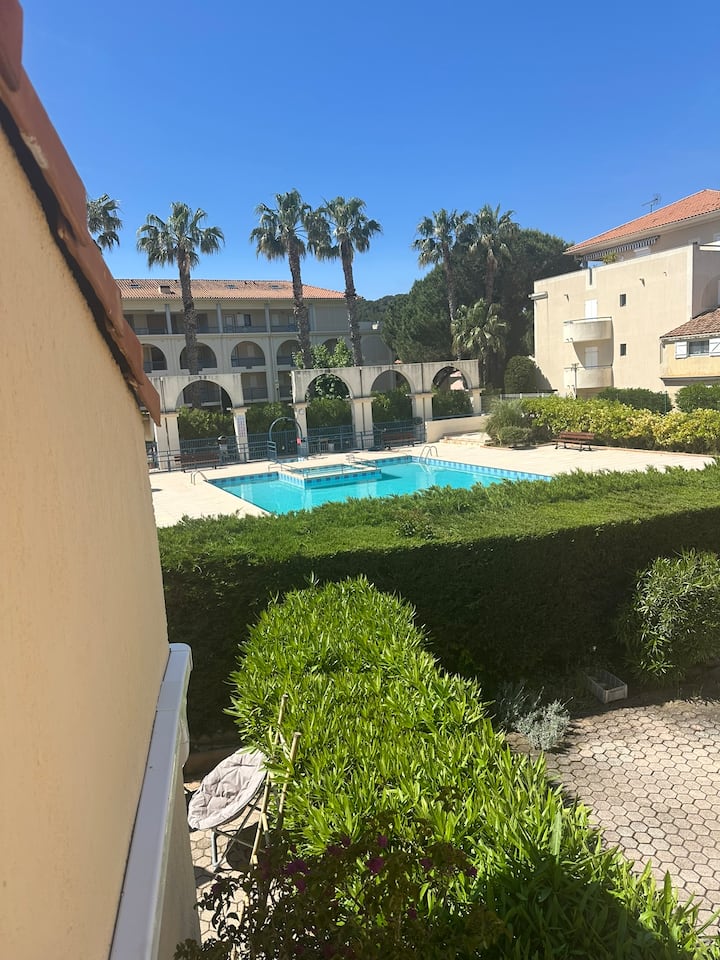 Mer à Pied, Mazet Cosy Avec Piscine - Bormes-les-Mimosas