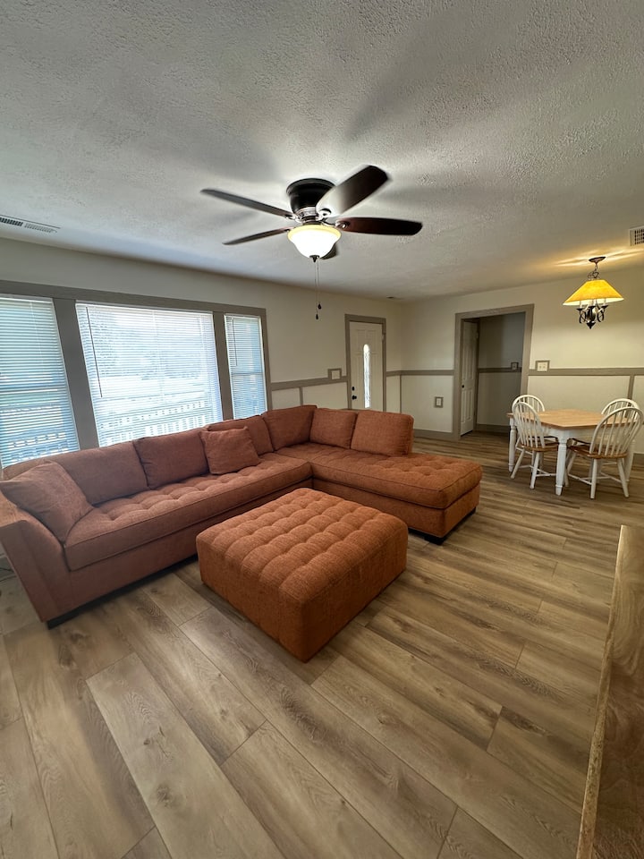 Stay @Haynes House, Close To Asheville/waynesville - Lake Junaluska, NC