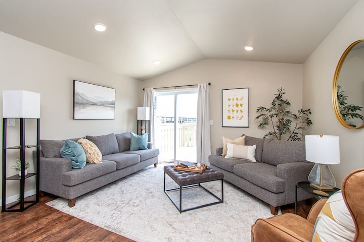 3 Kings I 5 Min To Fargodome I Pack N Play I Patio - Fargo, ND