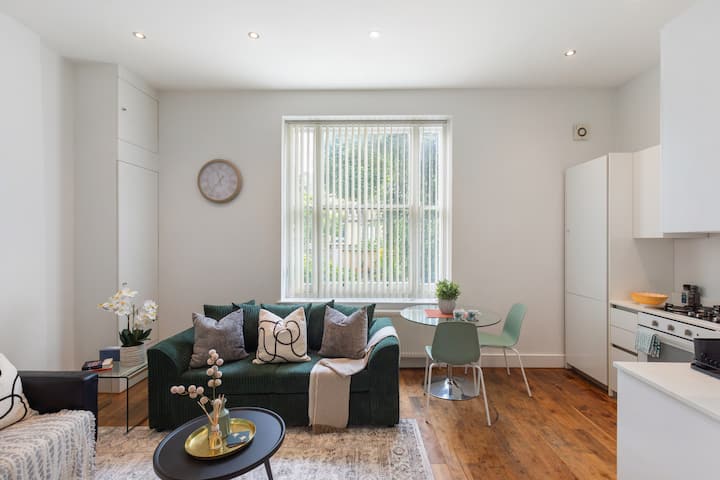 Modern 1br W/ac - Southhampstead - Londres