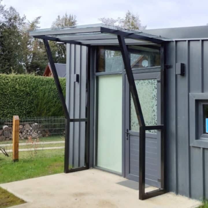 Villa La Angostura: Cabaña Moderna Y Accesible - Villa La Angostura