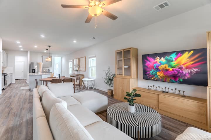 New 5 Bdr + Lake View + Playground + Bbq, Fits 10! - Tomball, TX