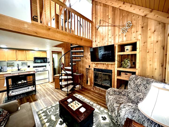 Hibernation Haven|ac!|new!|cabin|black Bear - Blackwater Falls State Park, Davis