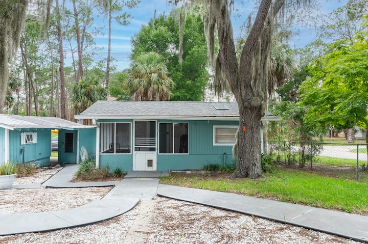 The Bayport Bamboo Bungalow - Buccaneer Bay, Spring Hill