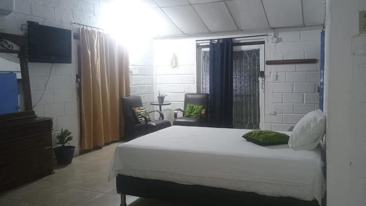 Apartaestudio Amoblado Barrio Ortiz, Apartado - Apartadó