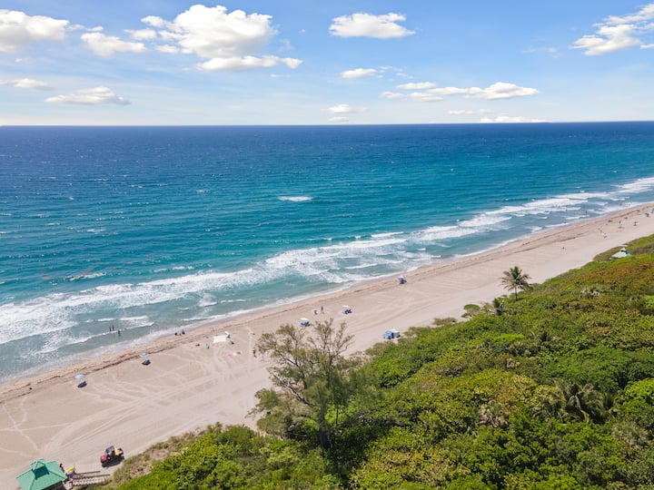 Boca Beachfront, Private Path To Sand, Pool & King - Boca Raton, FL