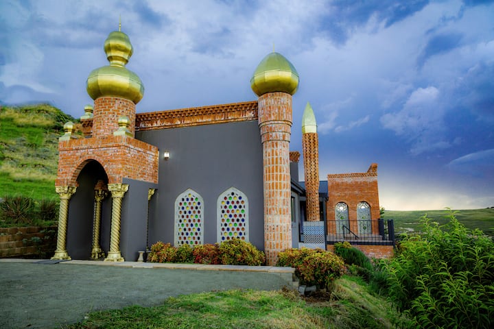 Aladdin's Palace- 2 Bedrooms - Clarens
