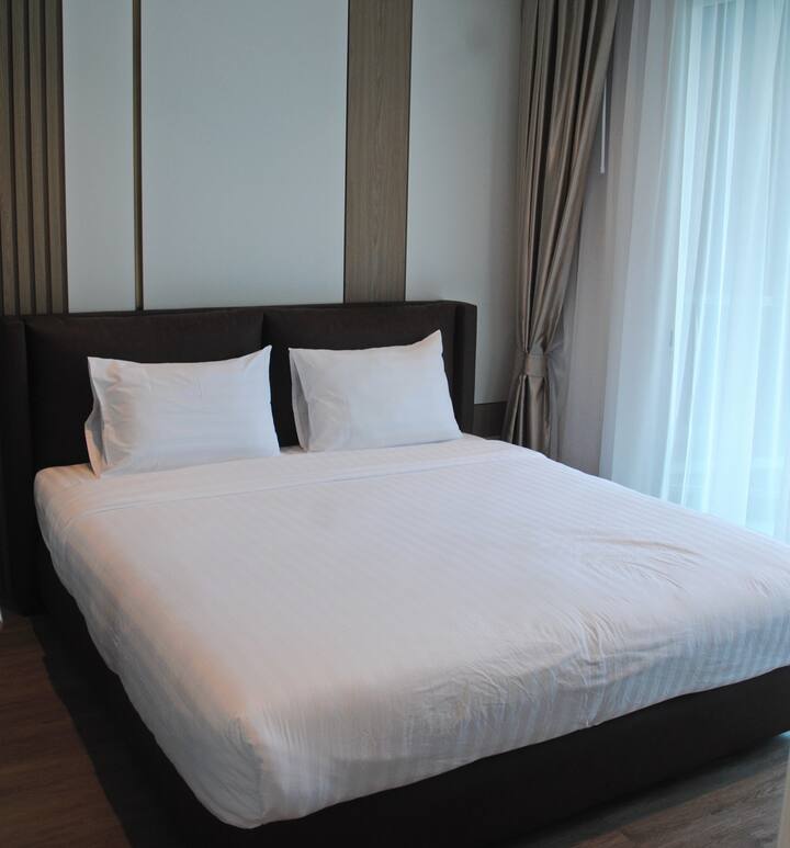 Spacious 2 Bedrooms Modern And Luxurious - Phuket