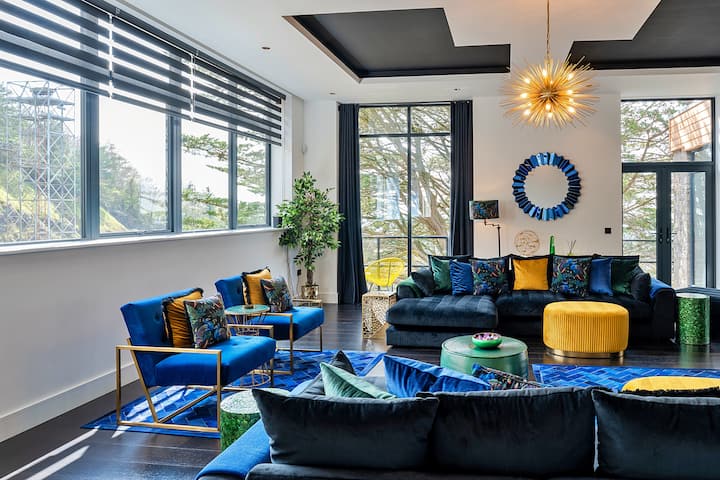 Luxury Somerset Stay | Sleeps 8 - Cheddar