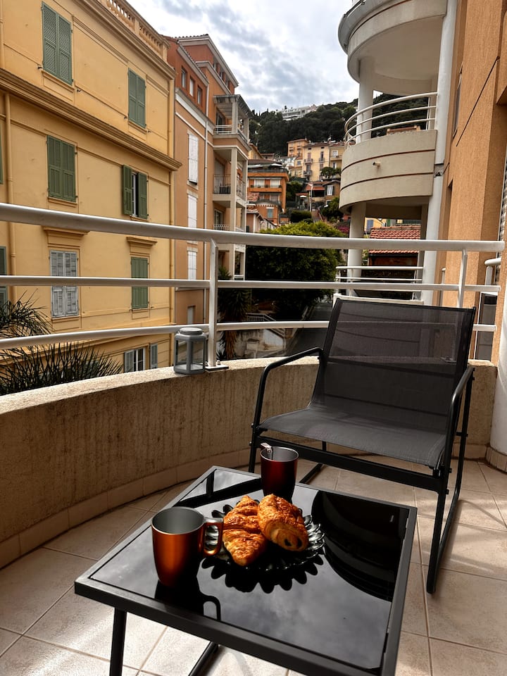 2p - Vue Mer / Montagne - Monaco - Monte-Carlo