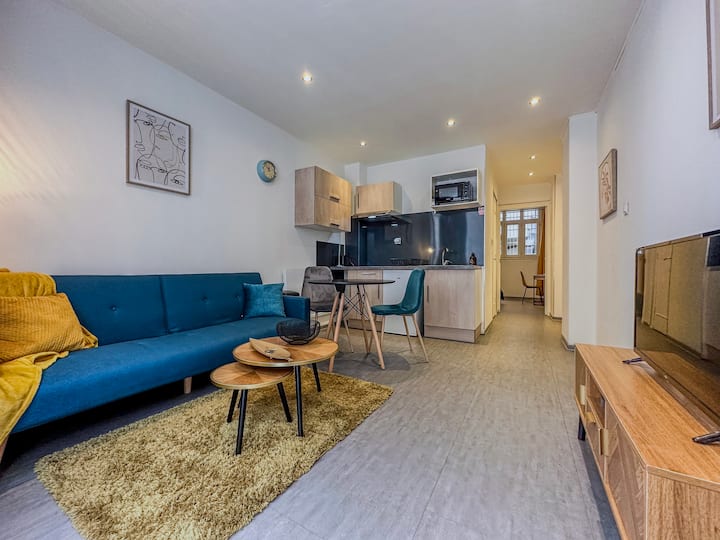 Le Lieutenant | Caserne De Bonne - L'aigle - Grenoble