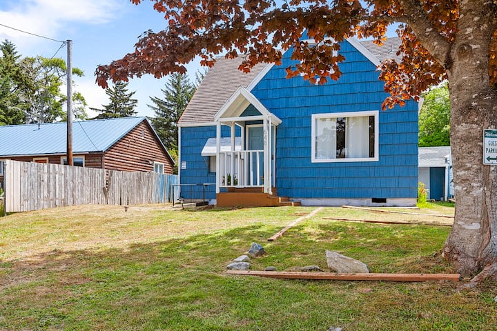 Pacific Coast Highway Airbnb - Depoe Bay, OR