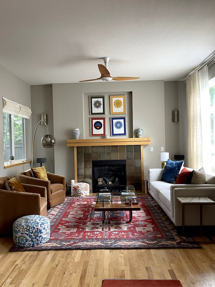 Modern And Stylish Boulder Home - Boulder, CO