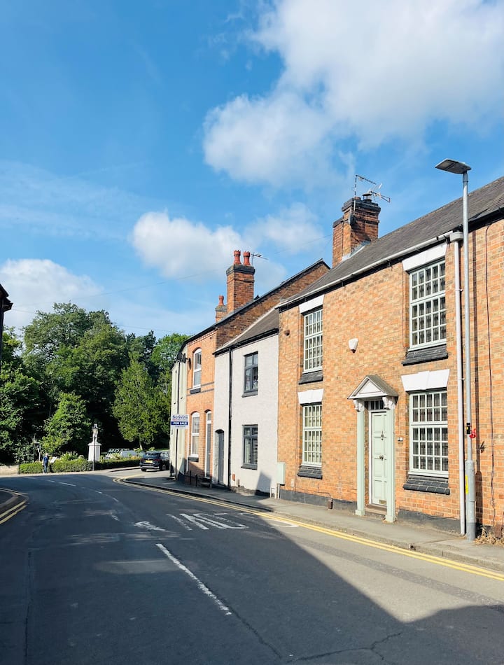 Cottage In Central Burbage Leicestershire - Hinckley