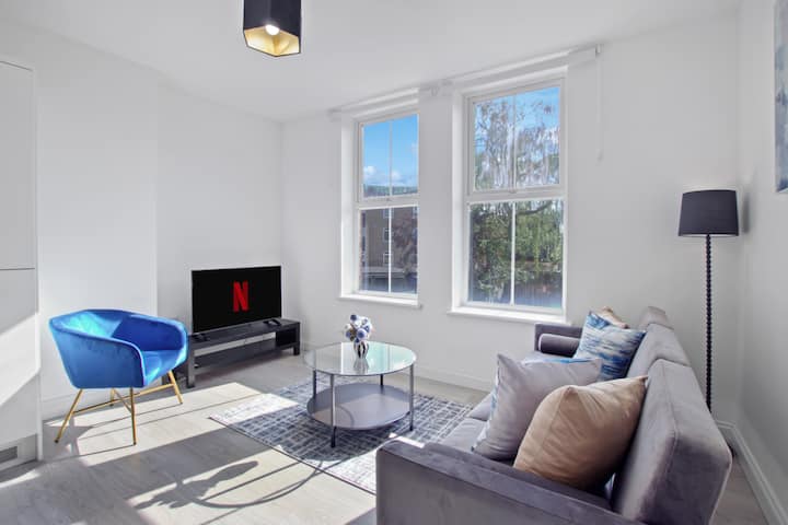 Luxury Apartment, Free Parking, Smart Tv, Sofa Bed - Bedford, Royaume-Uni