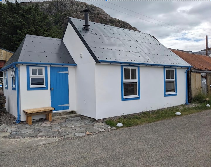 Cottage By The Sea - Skye