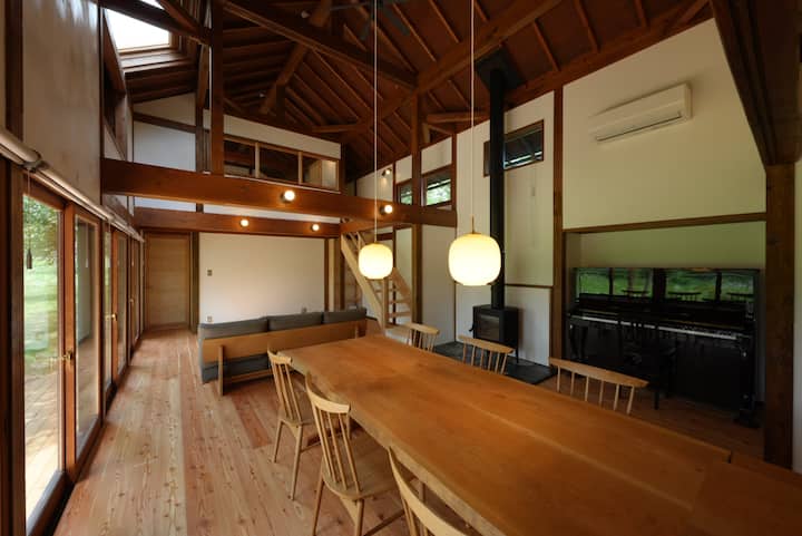白樺に囲まれた邸宅を一棟貸切｜長野 安曇野 Haku36stay - Matsumoto