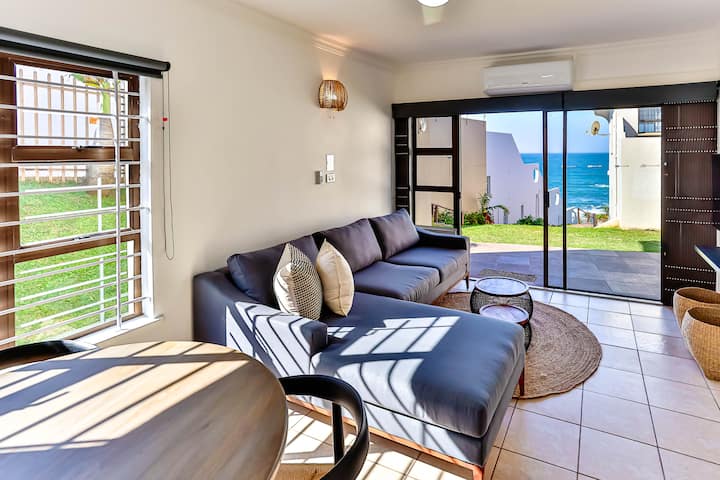 Shaka’s Rock•family Only, Beachfront+daily Service - Dolphin Coast