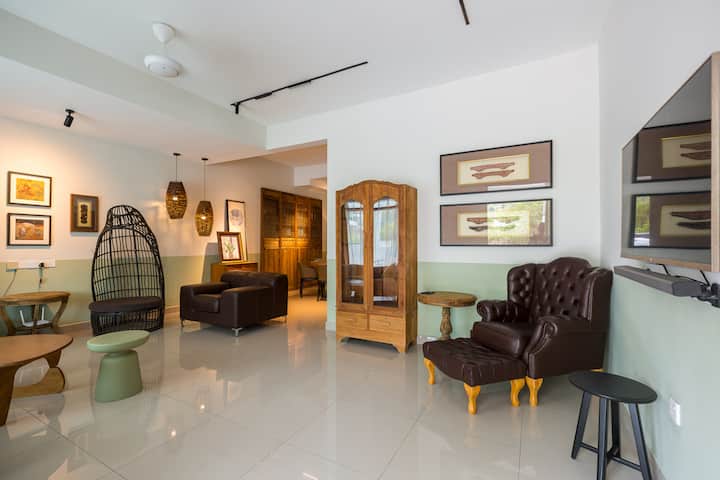 Vintage Duo Stay | 2 Homes Side-by-side Ev Parking - Bukit Mertajam