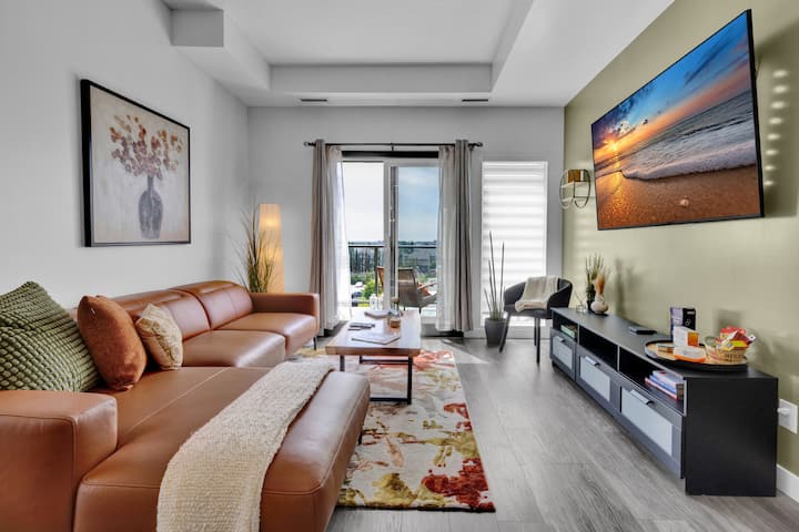 Lux Condo | 2 Br | Ac | Balcony Wt Bbq - Edmonton