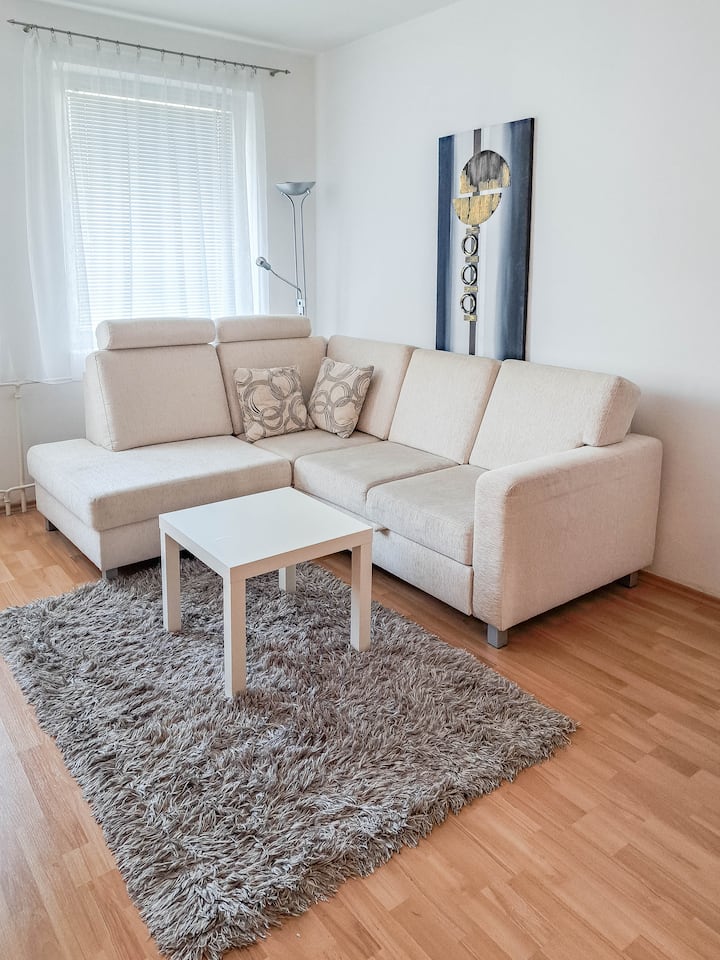 2 Izb Apartmán + Parkovanie - Bratislava