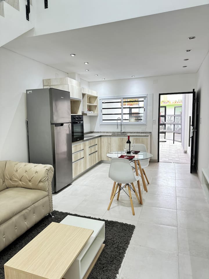 Dúplex Céntrico C/ Cochera 400mts De La Basílica - Luján