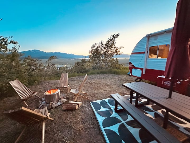Retro Rv+ac+15 -Ynp+views+wi-fi+fire Pit - Island Park, ID