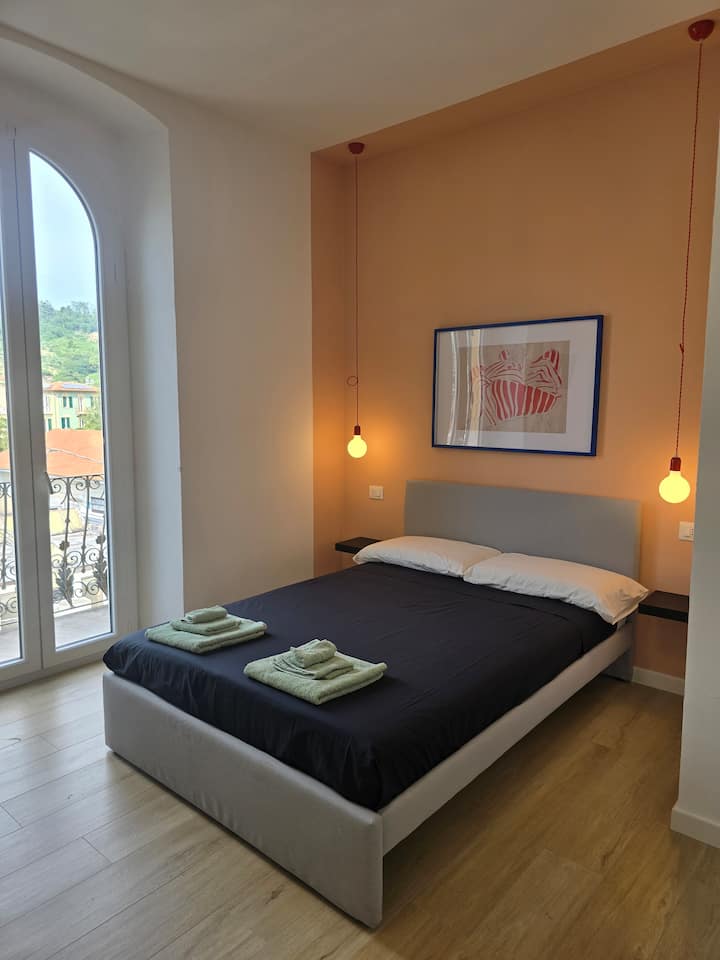 Ermanno’s Home. 5 Terre+ Centro Città+stazione - La Spezia