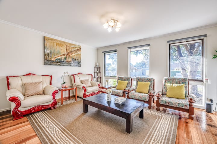 Stayau Newly Modern Comforts 3brm Home Cranbourne - Cranbourne
