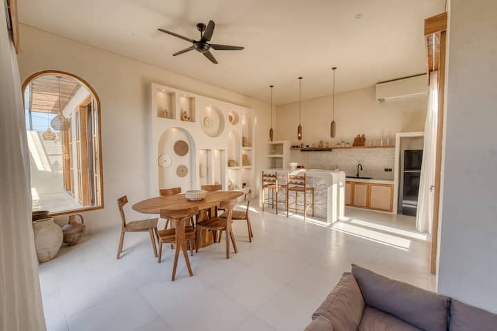 New! Mediterranean Style Villa In Pererenan - Bali