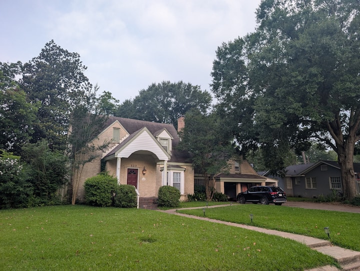 Efficient Loft Near Cabrini/park - Alexandria, LA
