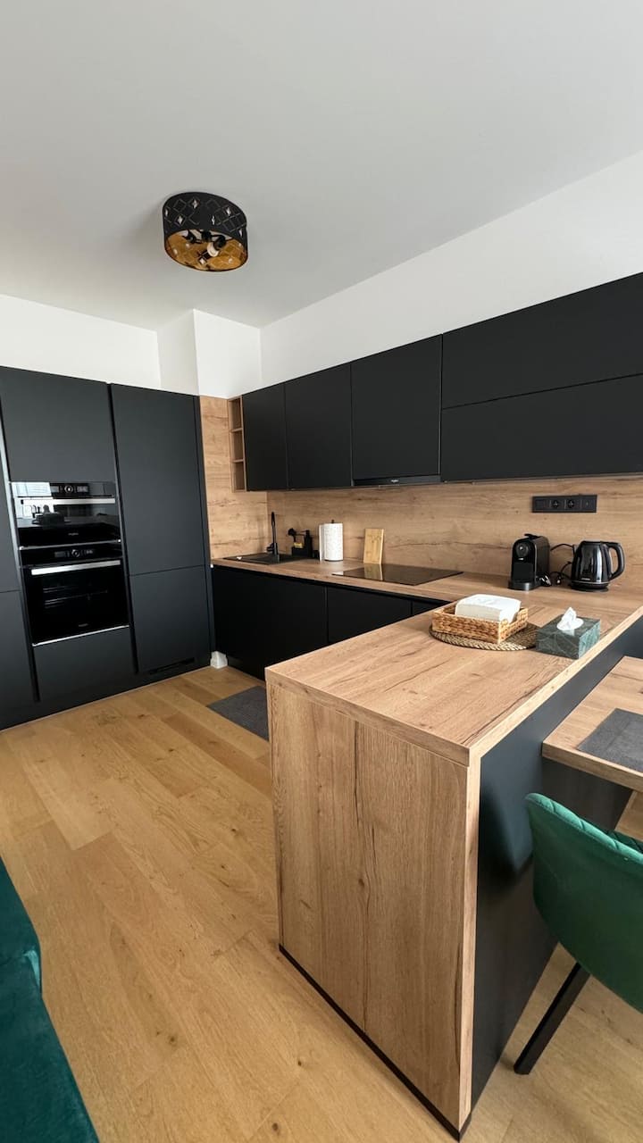 Krásny Apartmán V Bratislave S Parkovaním - Bratislava