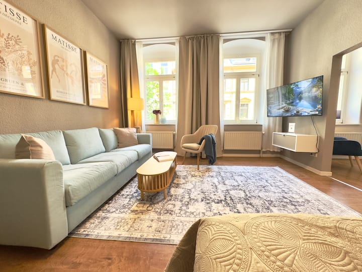 Parking | 100 M Old Town | Business | Amber & Air - Freiberg