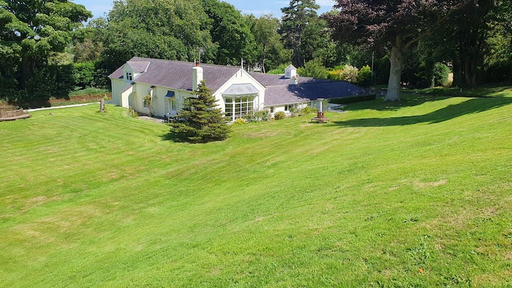 Unique Manx Cottage - Isle of Man