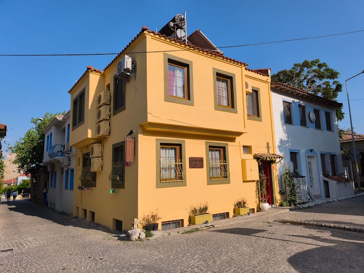 Adahan Otel - Güney Oda - Bozcaada