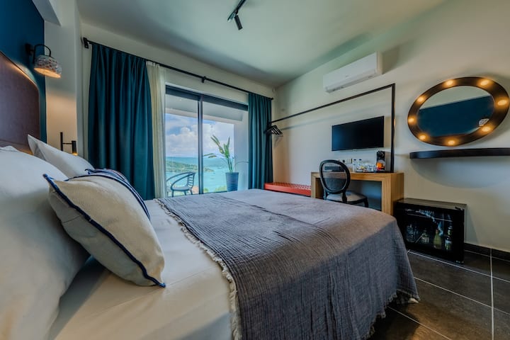 Deniz Manzaralı Balkonlu Oda- 201 - La Casa Marina - Fethiye