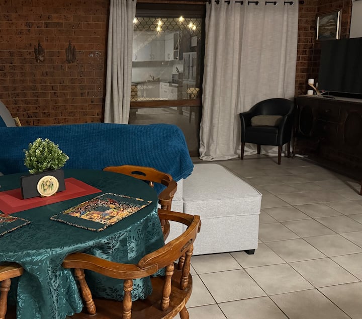1br Flat Freshly Furnished - Brisbane