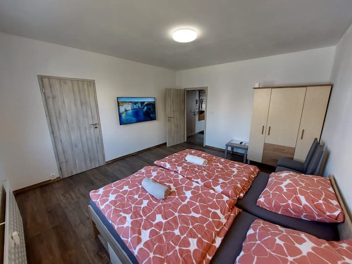 Byt - 3 Izbový Apartmán 7 Hostí - Boroszló