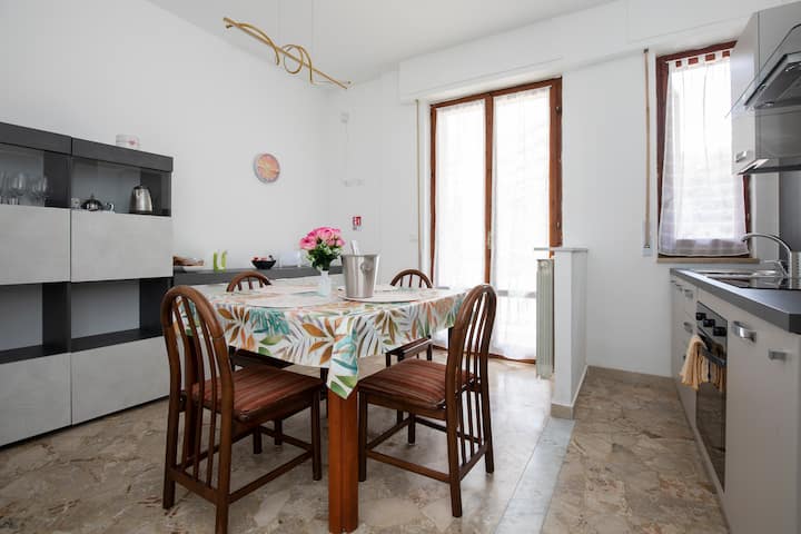 Ultimo Piano A Due Passi Dal Mare - Stella, Liguria