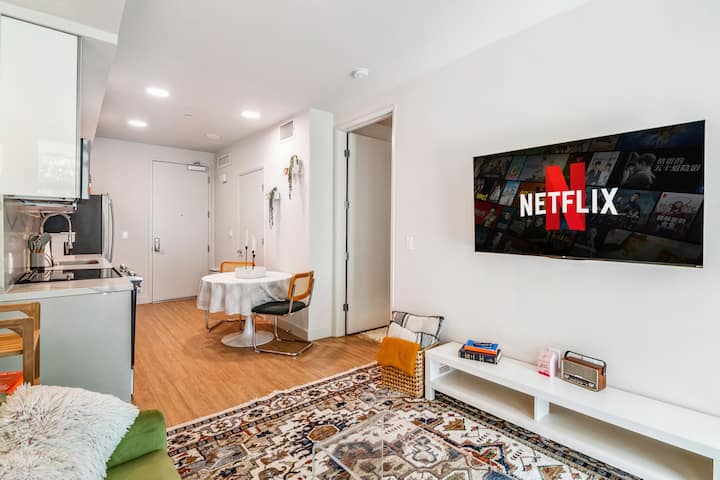 Santa Monica Retreat
1bd W/ Workspace & Parking - Santa Mónica, CA